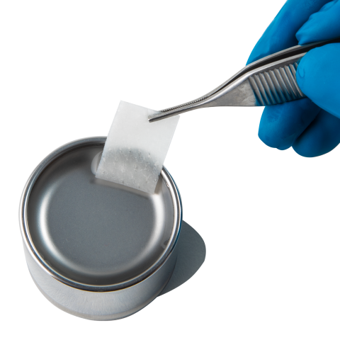 Maxxeus™ MaxxDerm+® Resorbable Membranes - Hesira™ Med Inc. (Canada ...